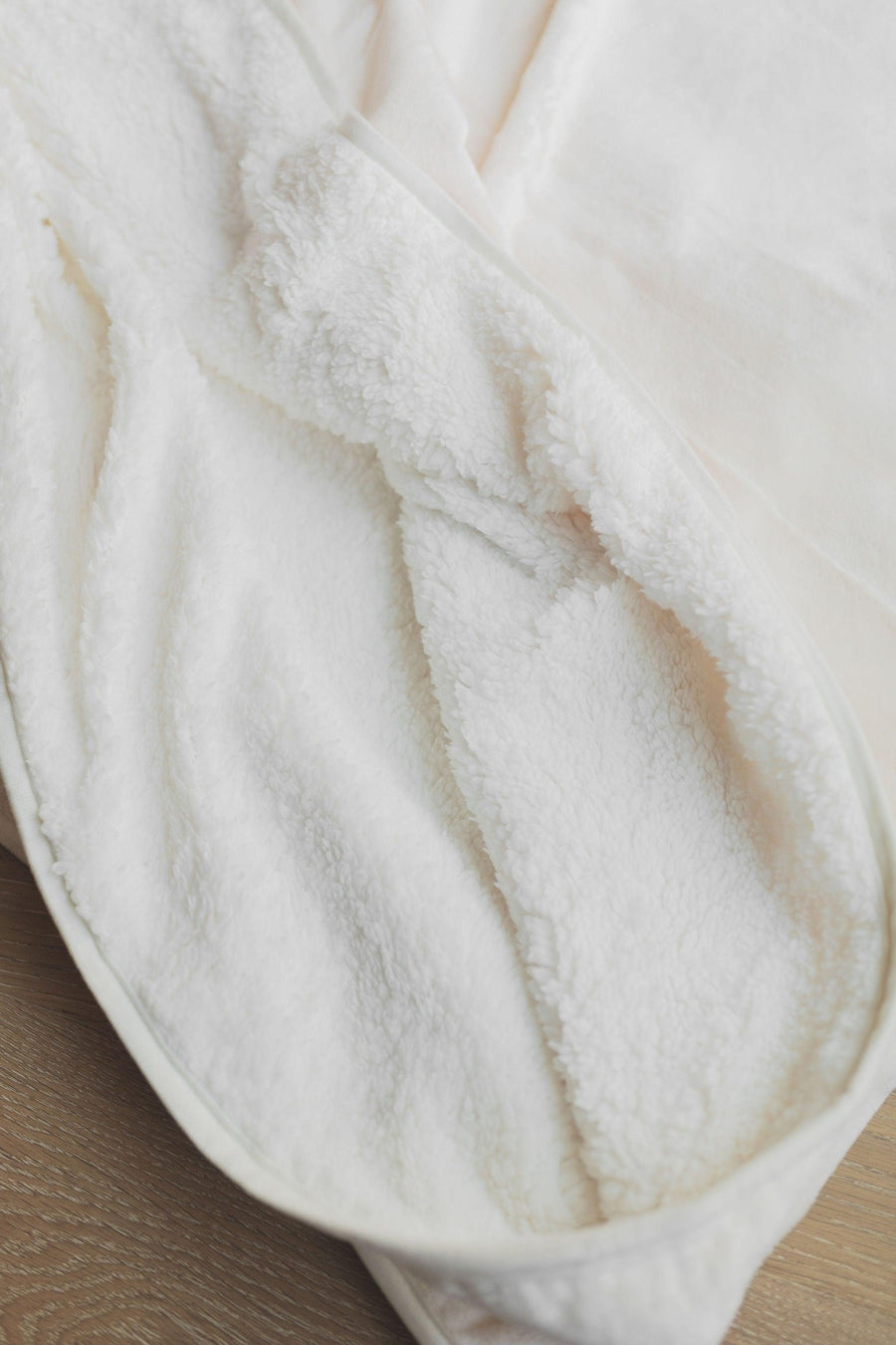 Free Bleed® Blankets